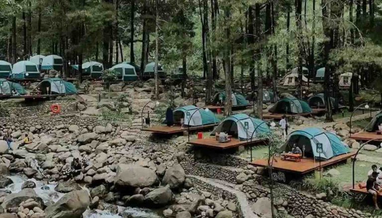 Wisata Jolotundo Nganjuk: Harga Tiket dan Wahana Asyiknya - Goers