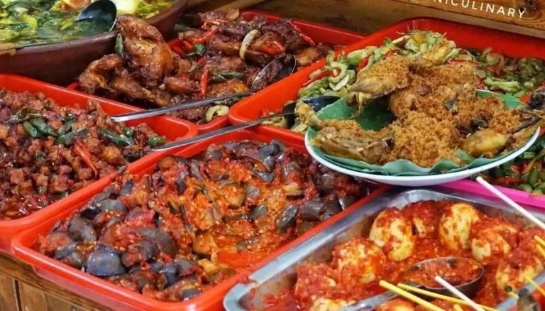 10 Rekomendasi Kuliner Stasiun Gondangdia yang TOP! - Goers